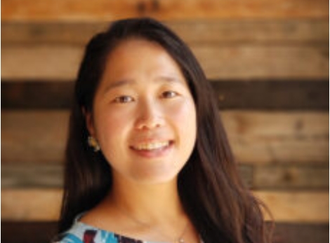 ‘추방유예’ DACA 출신 OC 한인여성, 슈퍼볼 ‘명예 캡틴’ 코인토스 참여 화제 – KNEWSLA