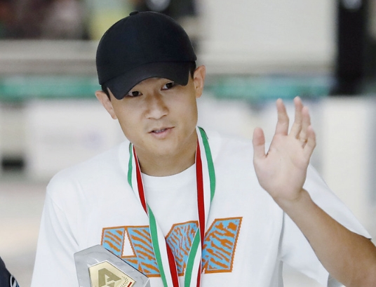 ‘병역해결’ 김민재, 뮌헨 입성 임박…연봉 170억 – KNEWSLA