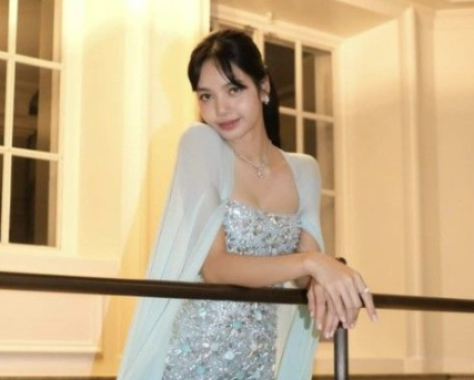 블랙핑크 리사, 파리서 이강인 응원 – KNEWSLA