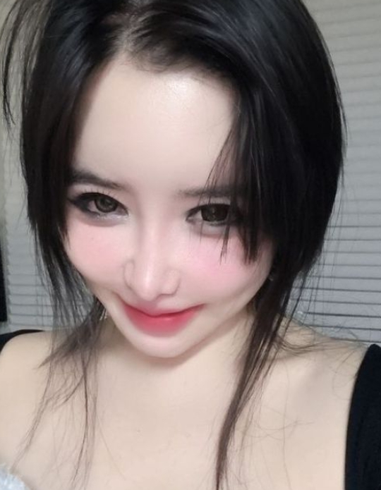 셀프열애설 불씨 키우는 박봄…이민호 사진에 “내 남편” – KNEWSLA